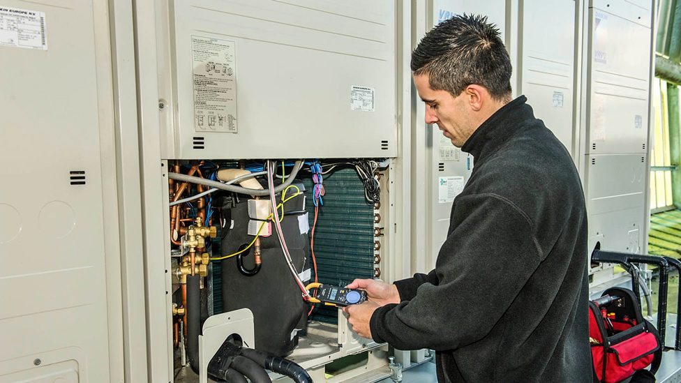 Maintenance and Repair Service | Daikin